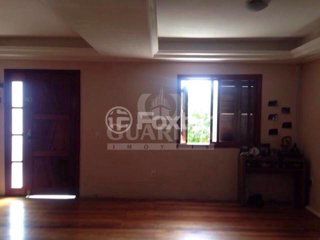 Casa com 3 dormitórios em Porto Alegre