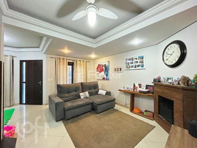 Casa com 3 dormitórios em Porto Alegre