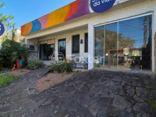 Casa com 3 dormitórios em Porto Alegre
