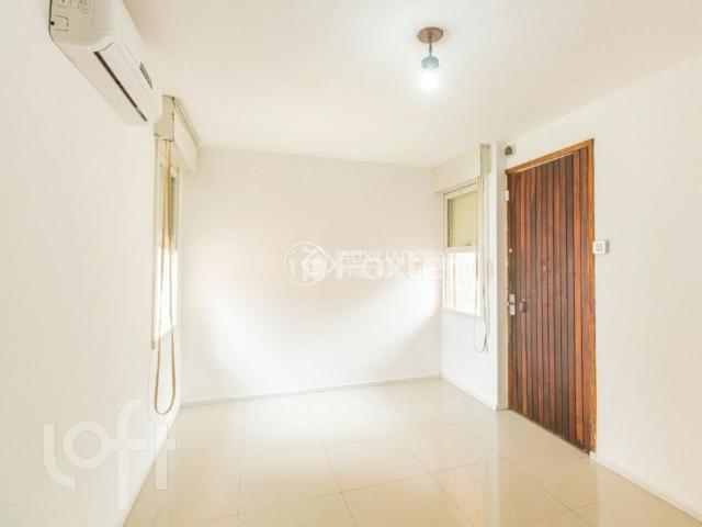 Casa com 3 dormitórios em Porto Alegre