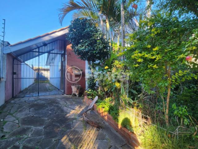 Casa com 3 dormitórios em Porto Alegre