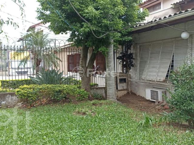 Casa com 3 dormitórios em Porto Alegre