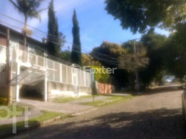 Casa com 3 dormitórios em Porto Alegre