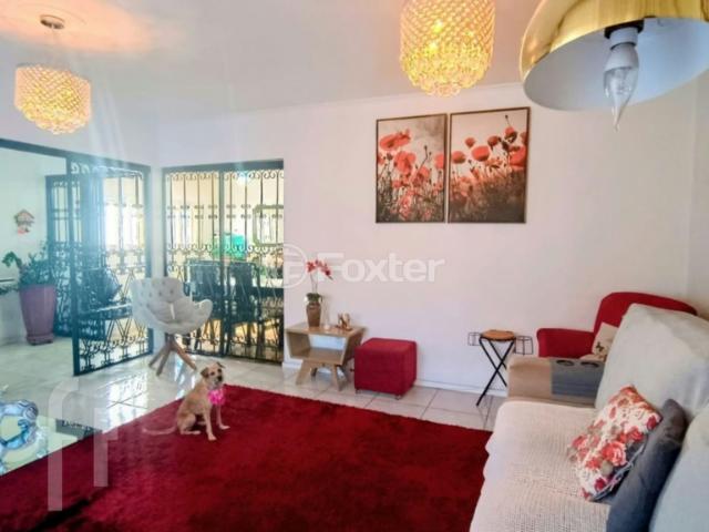 Casa com 3 dormitórios em Porto Alegre