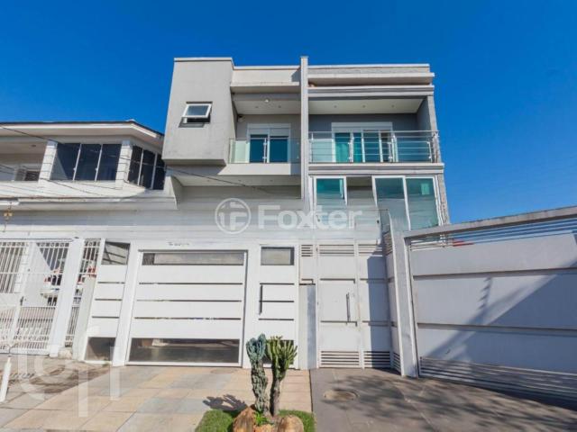 Casa com 3 dormitórios em Porto Alegre