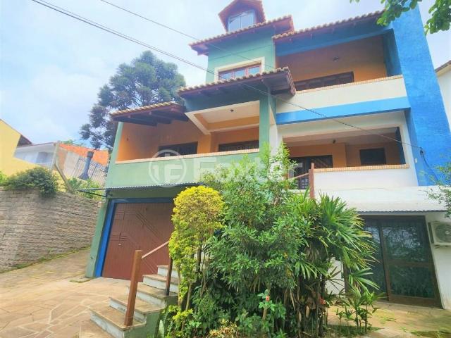 Casa com 3 dormitórios em Porto Alegre