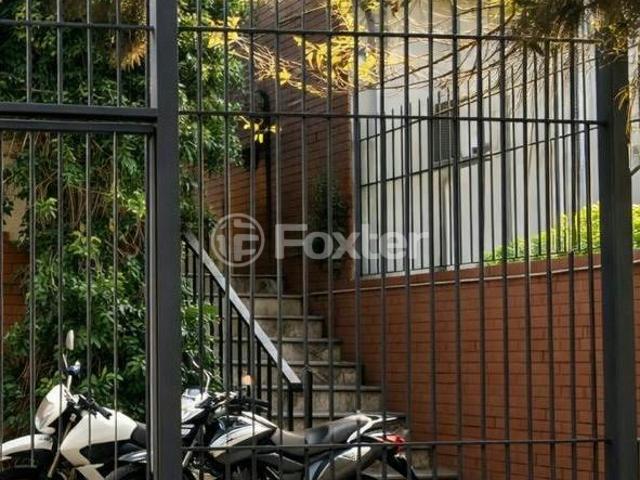 Casa com 3 dormitórios em Porto Alegre