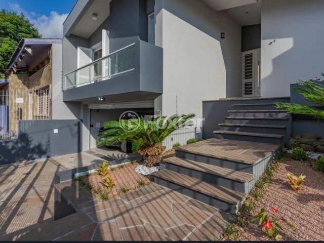 Casa com 3 dormitórios em Porto Alegre