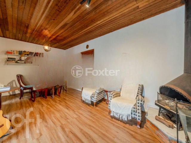 Casa com 3 dormitórios em Porto Alegre