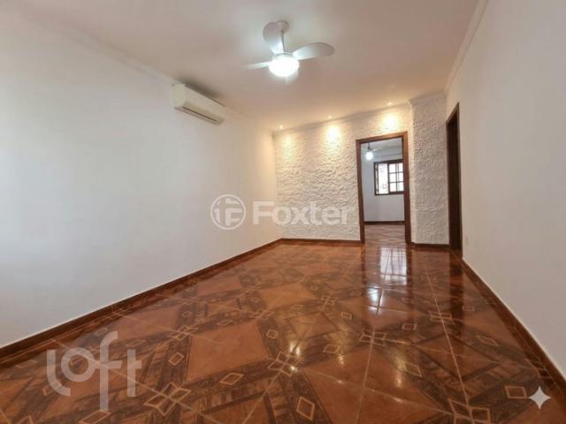 Casa com 3 dormitórios em Porto Alegre