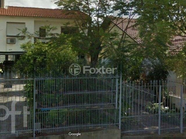 Casa com 3 dormitórios em Porto Alegre