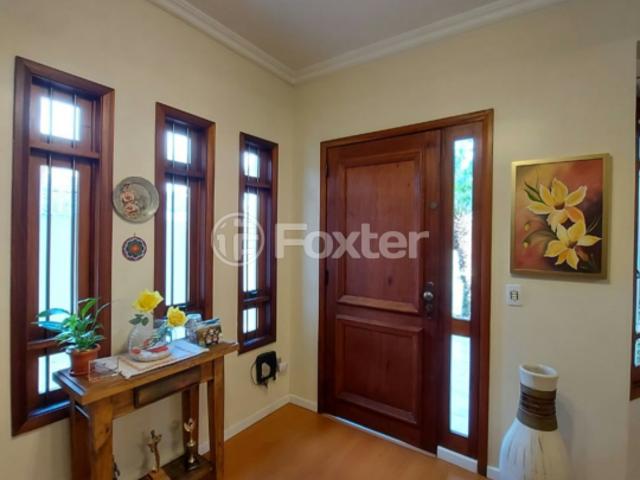 Casa com 3 dormitórios em Porto Alegre