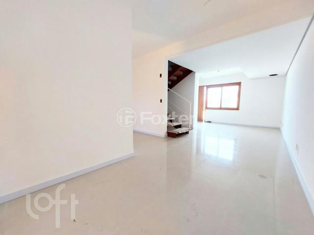 Casa com 3 dormitórios em Porto Alegre