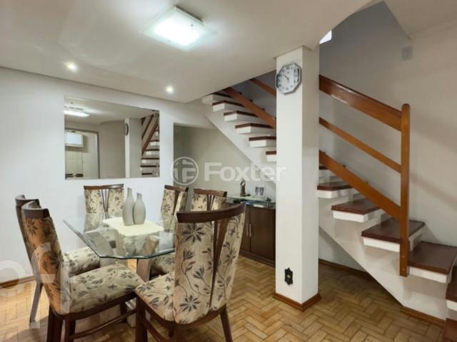 Casa com 3 dormitórios em Porto Alegre
