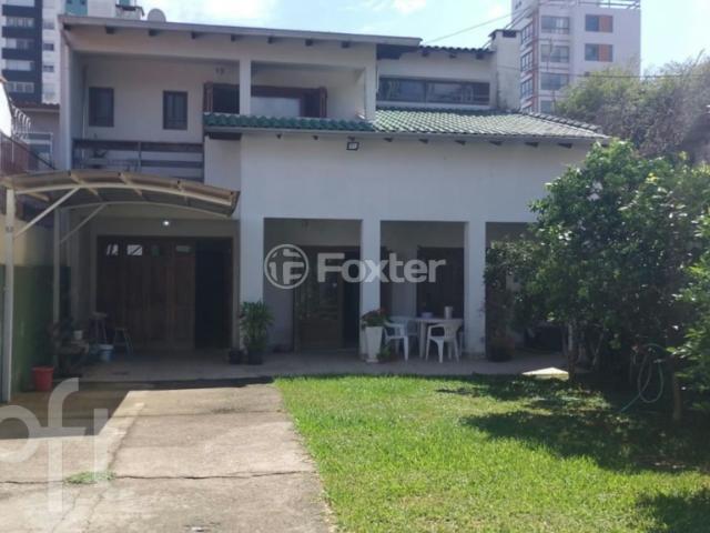 Casa com 3 dormitórios em Porto Alegre
