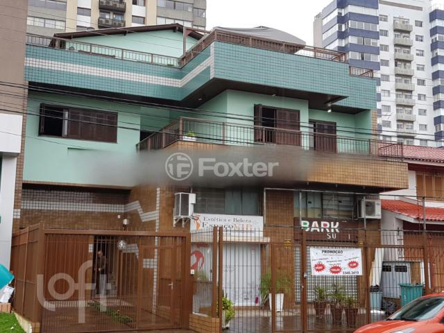 Casa com 3 dormitórios em Porto Alegre