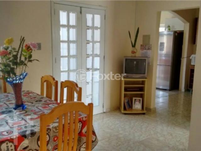 Casa com 3 dormitórios em Porto Alegre