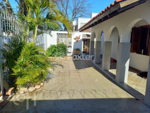 Casa com 3 dormitórios em Porto Alegre