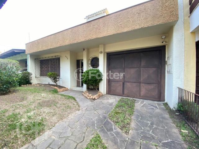 Casa com 3 dormitórios em Porto Alegre