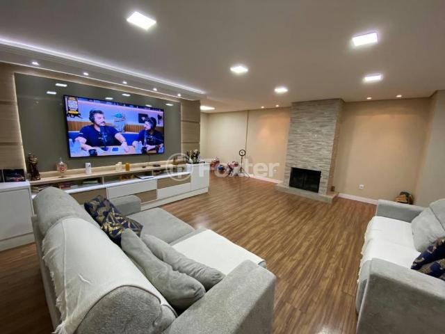 Casa com 3 dormitórios em Viamão