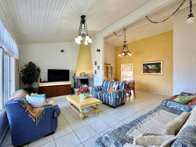Casa com 3 dormitórios em Xangri lá