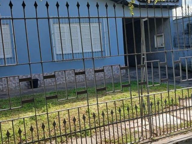 Casa com 3 Dormitórios, Jardim e Pátio, Bairro Tamandaré Financiável