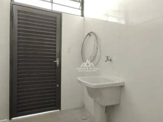 Casa com 3 dormitórios para alugar, 185 m² por R$ 6.696,46/mês Jardim América Ribeirão Preto/SP