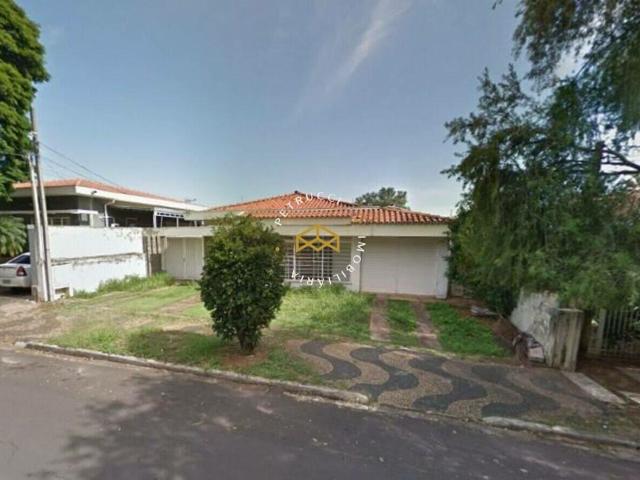 Casa com 3 dormitórios para alugar, 270 m² por R$ 10.454,00/mês Nova Campinas Campinas/SP