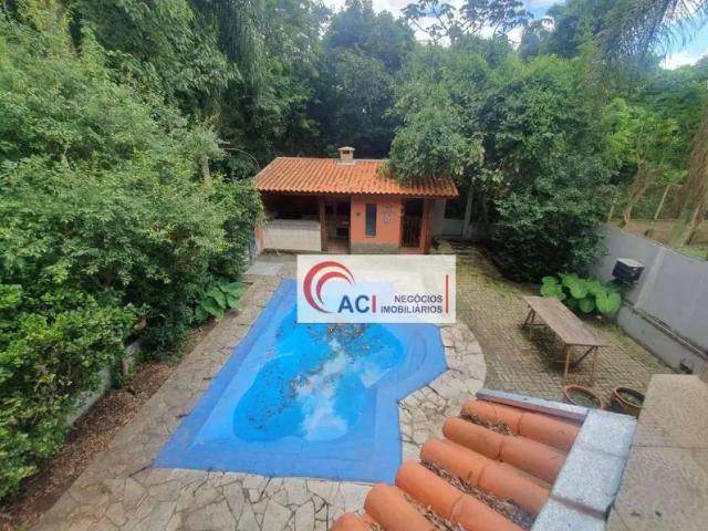 Casa com 3 dormitórios para alugar, 200 m² por R$ 6.000,00/mês Vila Verde Itapevi/SP