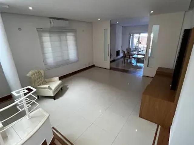 Casa com 3 dormitórios para alugar, 316 m² Alphaville Santana de Parnaíba/SP