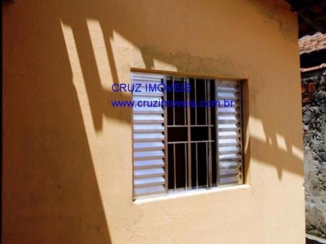 Casa com 3 dormitórios para venda, 80 m² por R$ 250.00