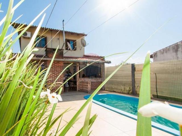 Casa com 3 dormitórios, piscina e muito bem localizado no bairro São João, em Montenegro