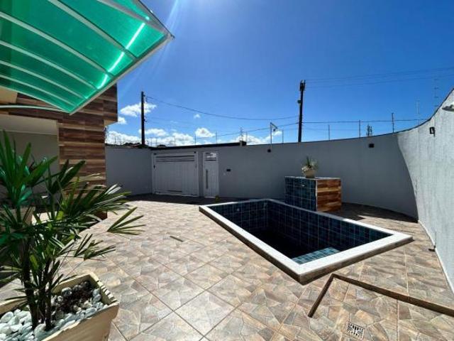 Casa com 3 Dormitórios, Piscina em Itanhaém