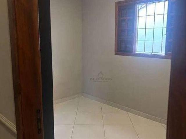Casa com 3 Dormitórios Planejados, Suíte, Área Gourmet e Garagem Coberta