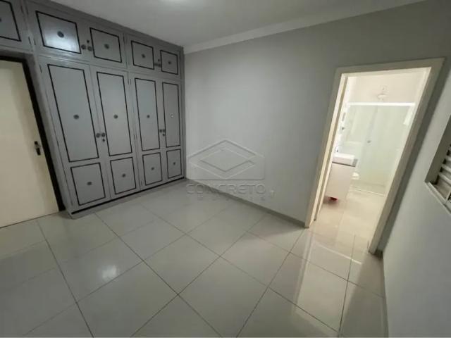 Casa com 3 dormitórios próximo a prefeitura, para locação comercial ou residencial