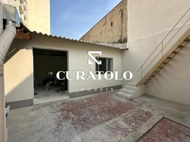 Casa com 3 dormitórios, quintal, edícula e 1 vaga Santa Paula, São Caetano do Sul