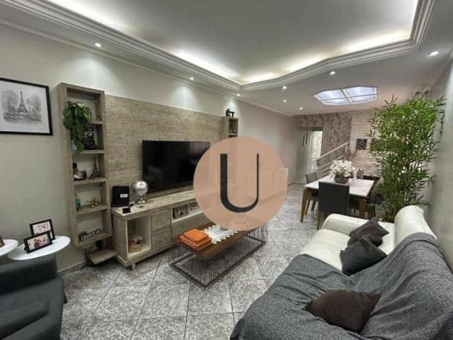 Casa com 3 dormitórios suíte com varanda edícula e terraço gourmet próxima ao metrô Vila Tolstoi na