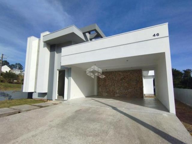 Casa térrea moderna com suíte e varanda gourmet no Terra Madre