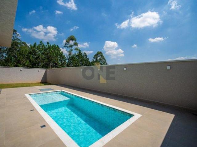 Casa com 3 dormitórios, sendo todos suítes para venda Granja Viana Cotia SP