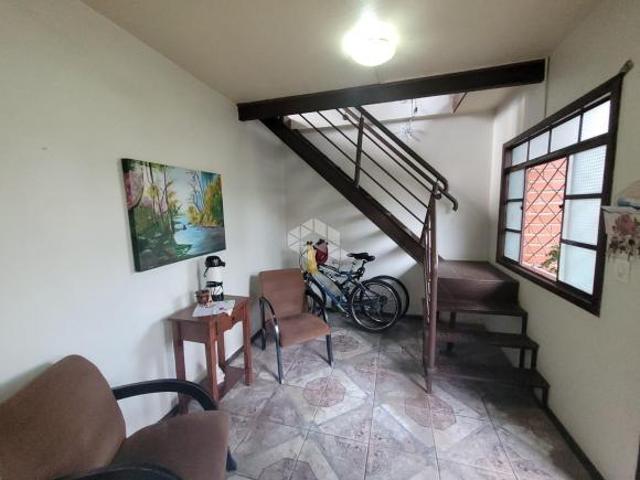 Casa com 3 dormitórios, sendo uma suíte com terraço, bairro Feitoria imigrante, São Leopoldo