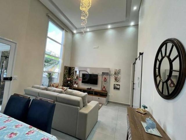 Casa com 3 dormitórios sendo 1 suíte à venda, 105 m² por R$ 840.000 Jardins do Império Indaiatub
