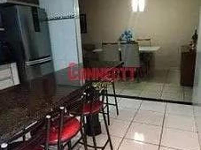 Casa com 3 dormitórios sendo 1 suíte à venda, 128 m² por R$ 385.000 Jardim Florestan Fernandes R