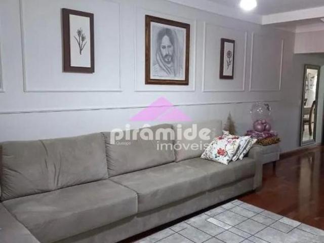 Casa com 3 dormitórios, sendo 1 suíte à venda, 128m² por R$ 700.000,00 Bosque dos Eucaliptos São