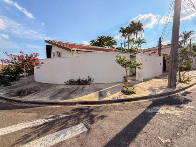 Casa com 3 dormitórios, sendo 1 suíte à venda, 169 m² por R$ 1.450.000,00 Jardim Moacyr Arruda I