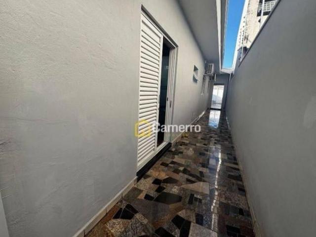 Casa com 3 dormitórios, sendo 1 suíte, à venda, 176 m² por R$ 799.000 Jardim Turmalinas Santa B