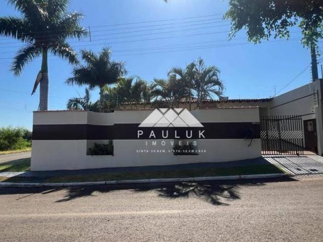 Casa com 3 dormitórios sendo 1 suíte à venda, 193 m² por R$ 720.000 Conjunto Libra Foz do Iguaçu