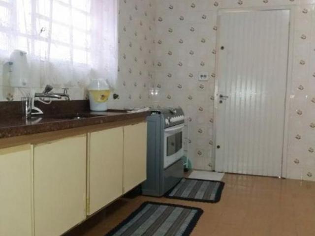 CASA COM 3 DORMITÓRIOS SENDO 1 SUITE A VENDA, 250m² VILA AUGUSTA GUARULHOS/SP