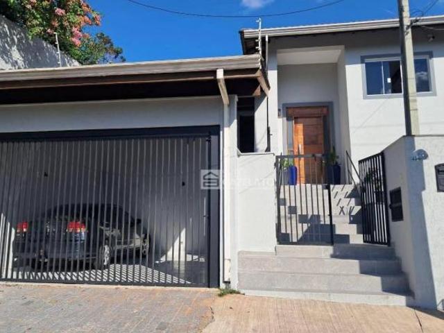 Casa com 3 dormitórios, sendo 1 suíte à venda, 280 m² por R$ 1.250.000 Retiro das Fontes Atibaia