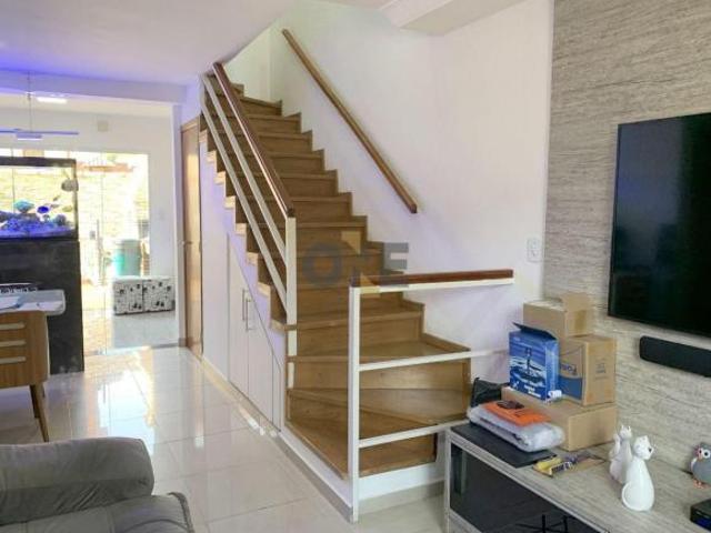Casa com 3 dormitórios, sendo 1 suíte à venda Granja Viana Cotia/SP