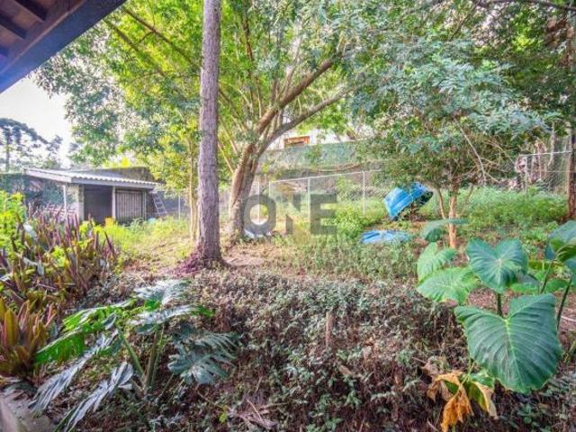 Casa com 3 dormitórios sendo 1 suíte à venda Granja Viana Carapicuíba/SP